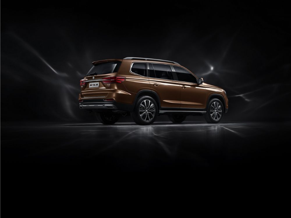 StriveME - ام جي RX8 تباع رسميا بدول الخليج بسبعة مقاعد